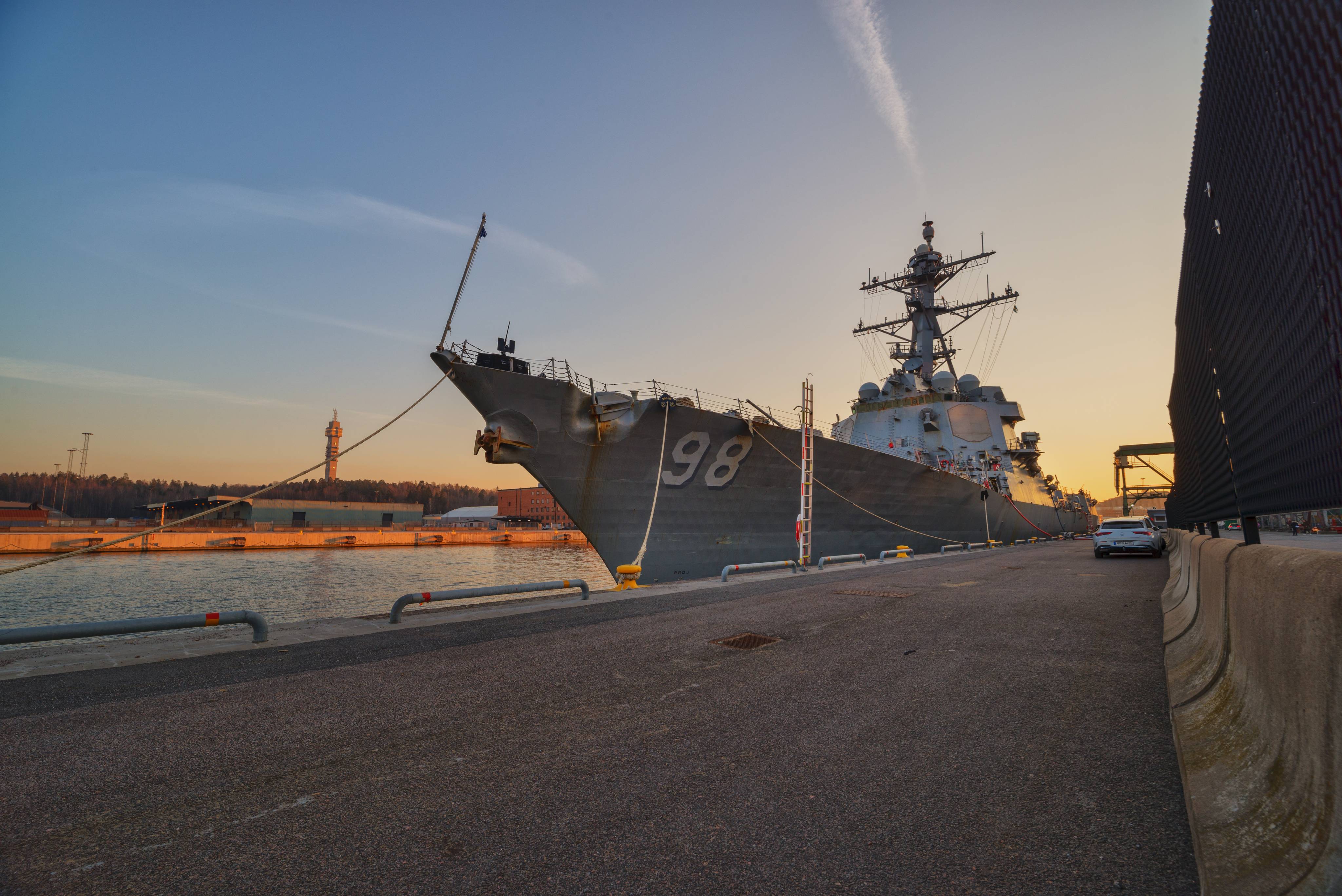 USS Forrest Sherman (DDG-98)