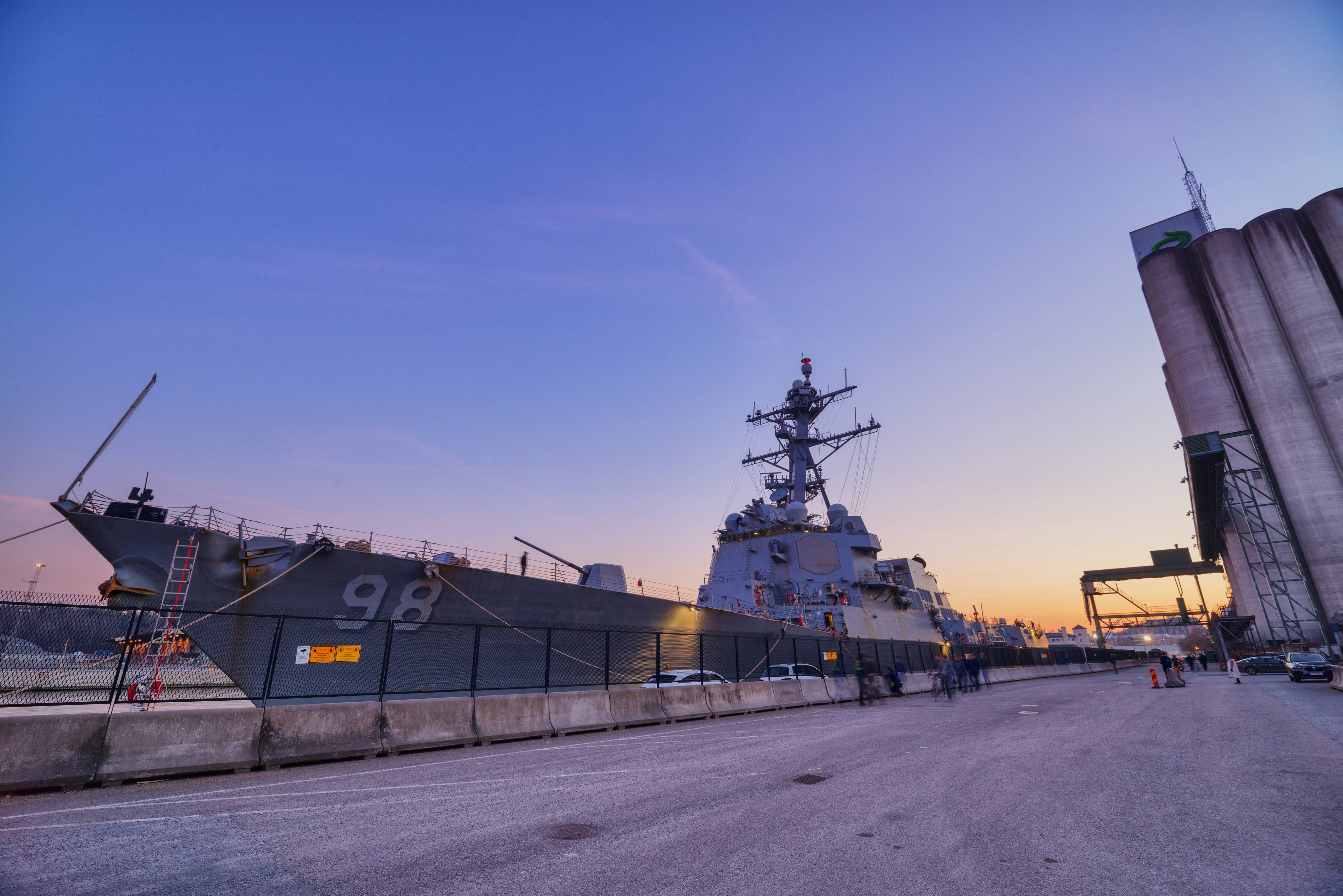 USS Forrest Sherman (DDG-98)