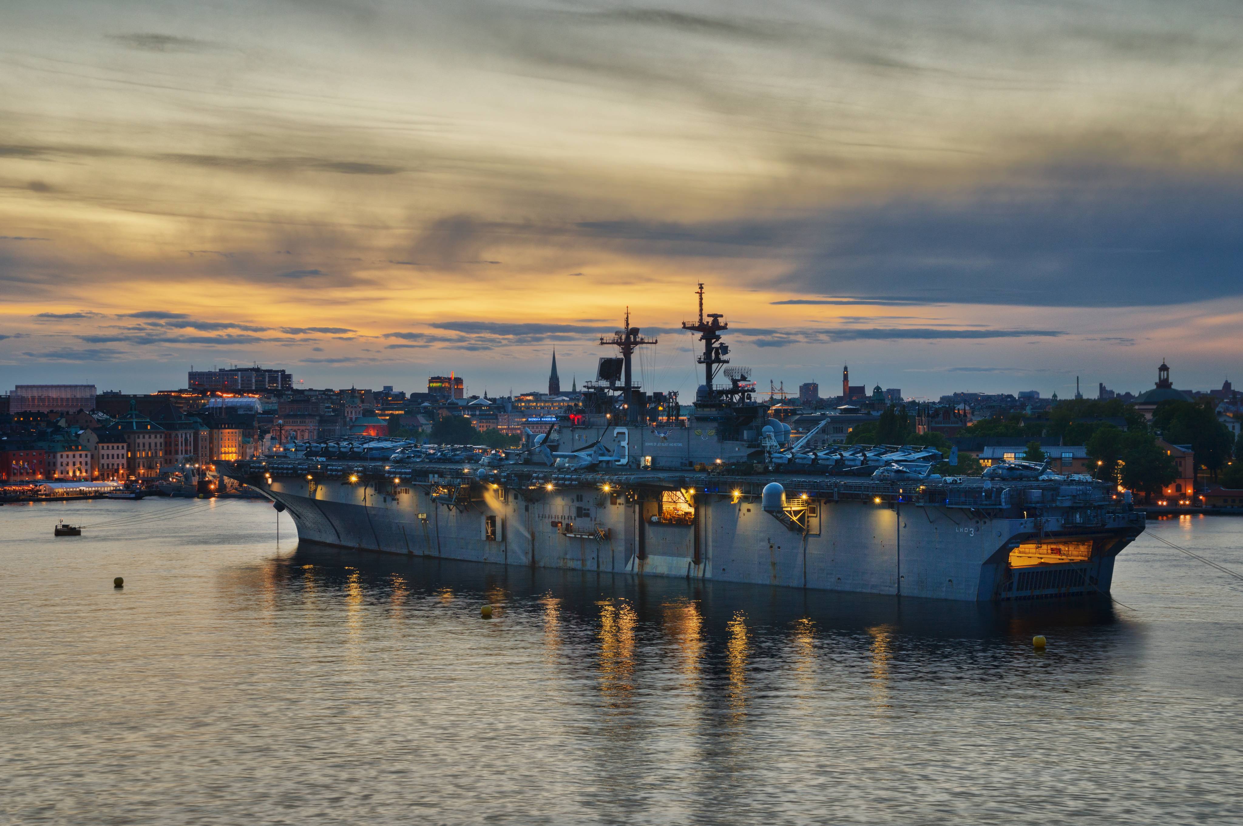 USS Kearsarge (LHD-3)
